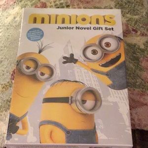 Other | New In Pack Minions Junior Despicable Me 2 Novel Gift Set Of 3 ...